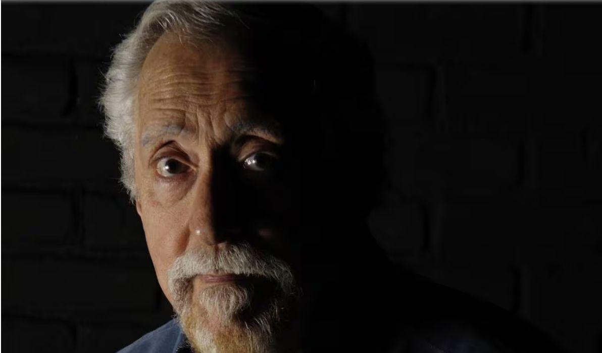 Chicago actor Mike Nussbaum dies at 99, the oldest working actor in the ...